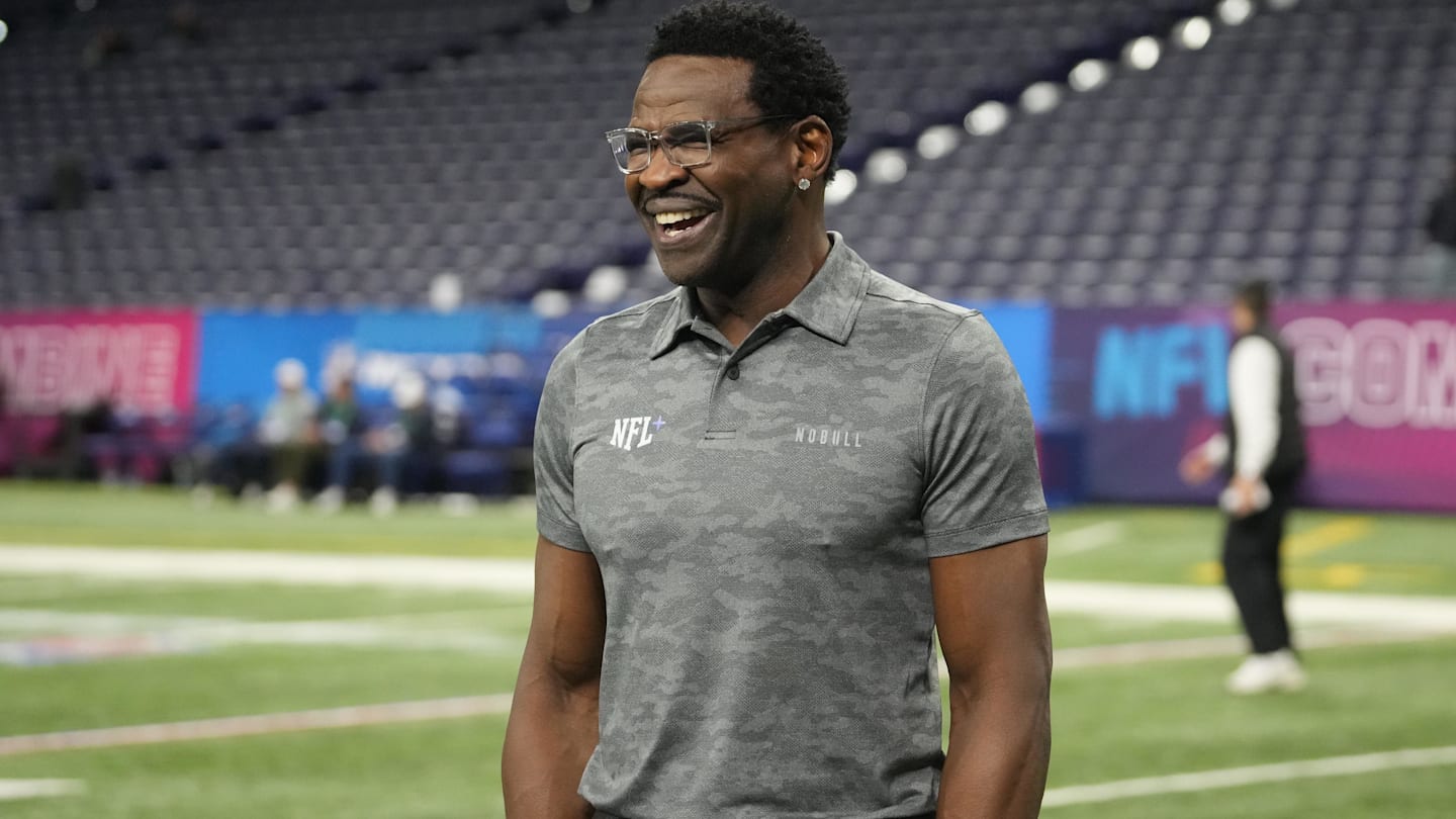 Michael Irvin takes legendary photo with Dallas Cowboys' revamped wide ...