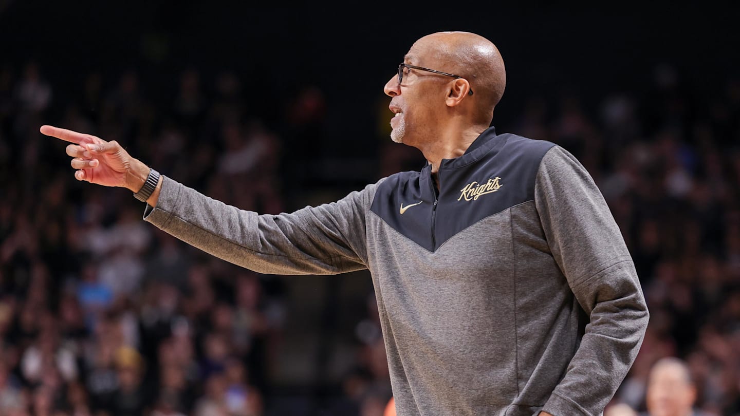 Duke Basketball Legend Hosts Premier Blue Devil Recruit at UCF