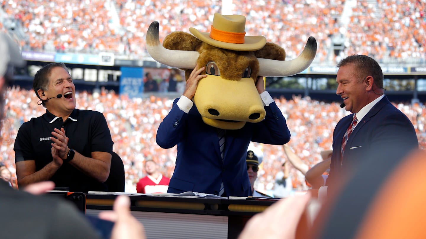 Lee Corso Announces Retirement; Texas Longhorns to Feature in Final Game?