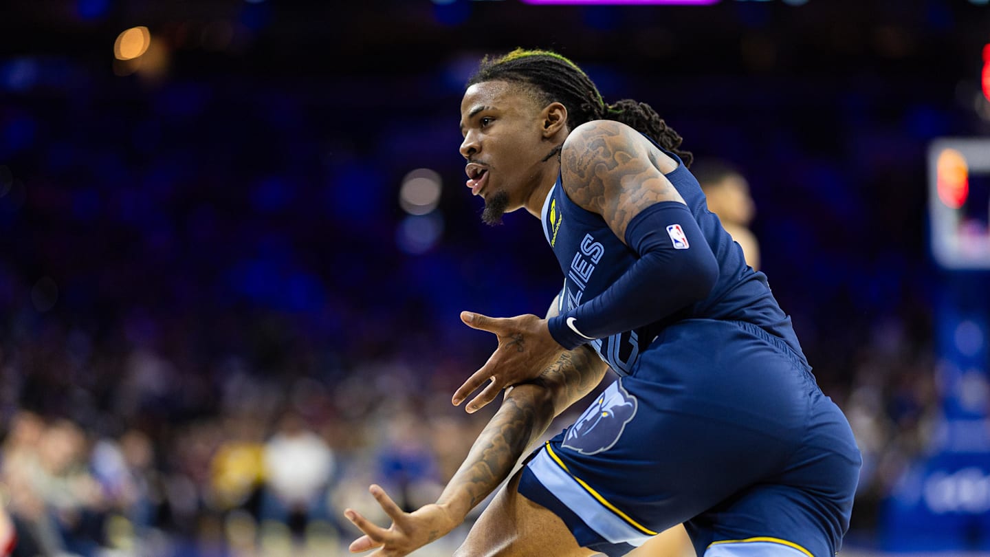 Ja Morant's Circus Shot Went Viral In Warriors-Grizzlies Game
