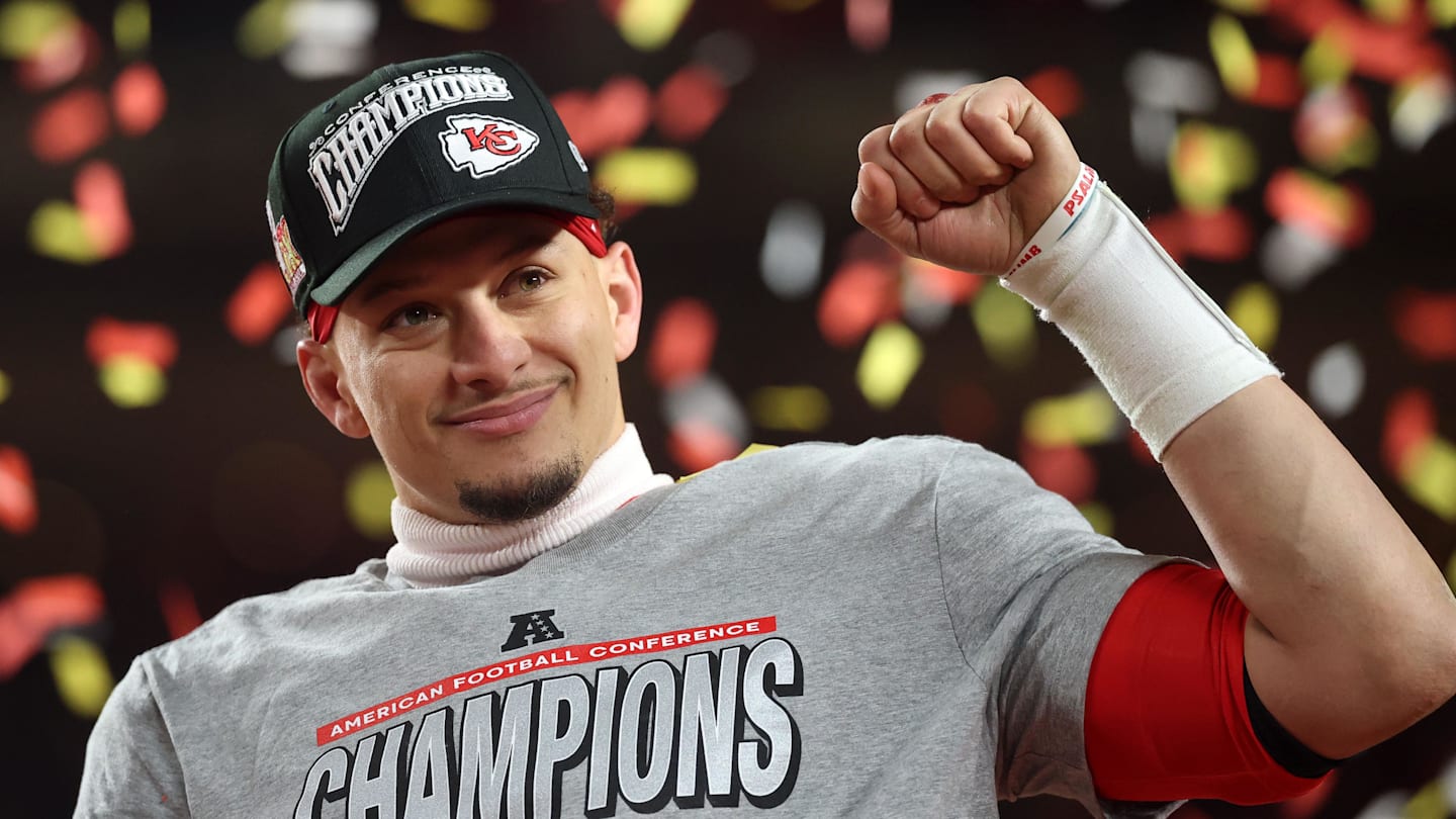 Patrick Mahomes Rookie Cards: Exploring Options for all Budgets