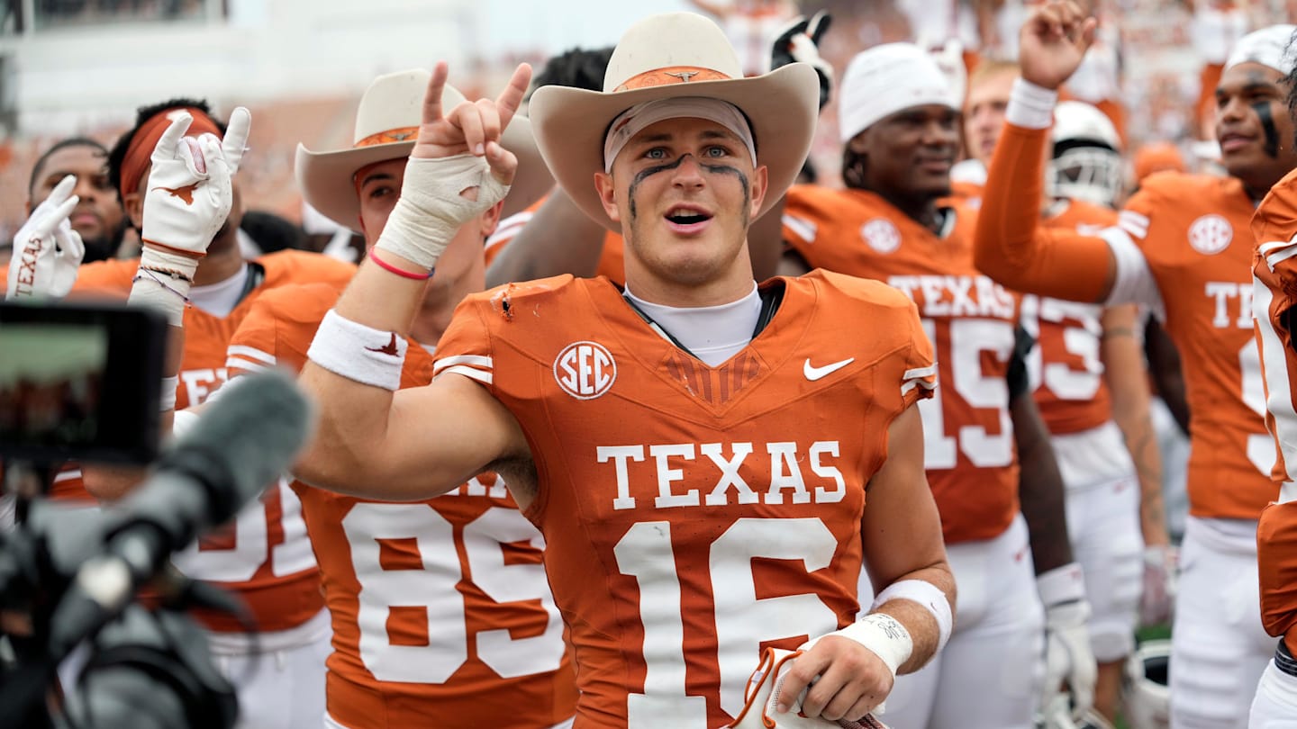 Michael Taaffe Thrilled With Longhorns' Defensive Effort vs. Sam Houston
