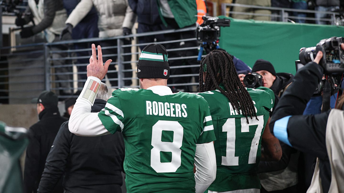 Aaron Rodgers, Davante Adams Had Wholesome Moment After Potential Last ...