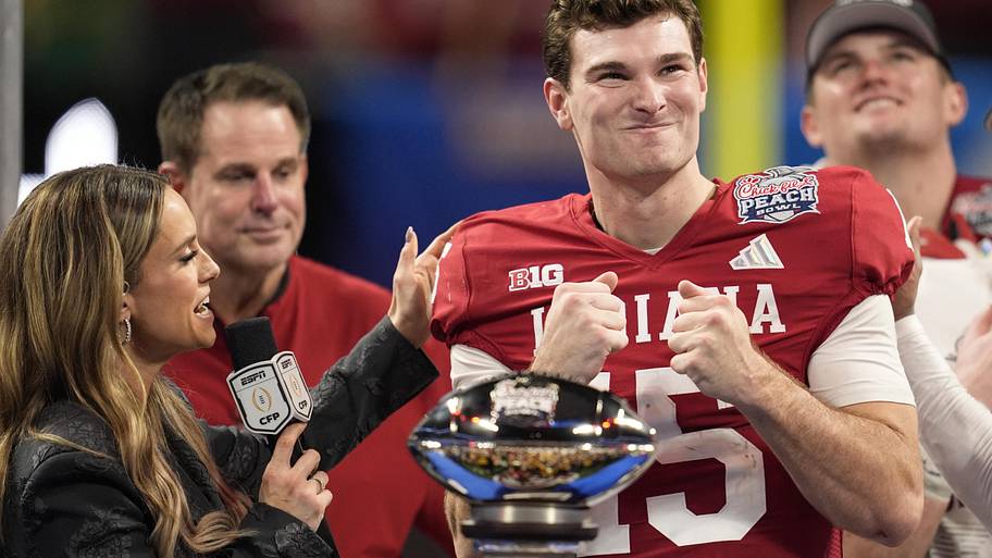 Baylor OC Jake Spavital's history with QBs show DJ Lagway is in for a ...