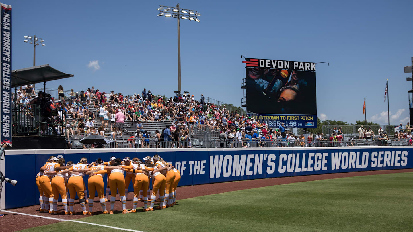 Tennessee Outlast UCLA and Advances to WCWS Semifinals After ...