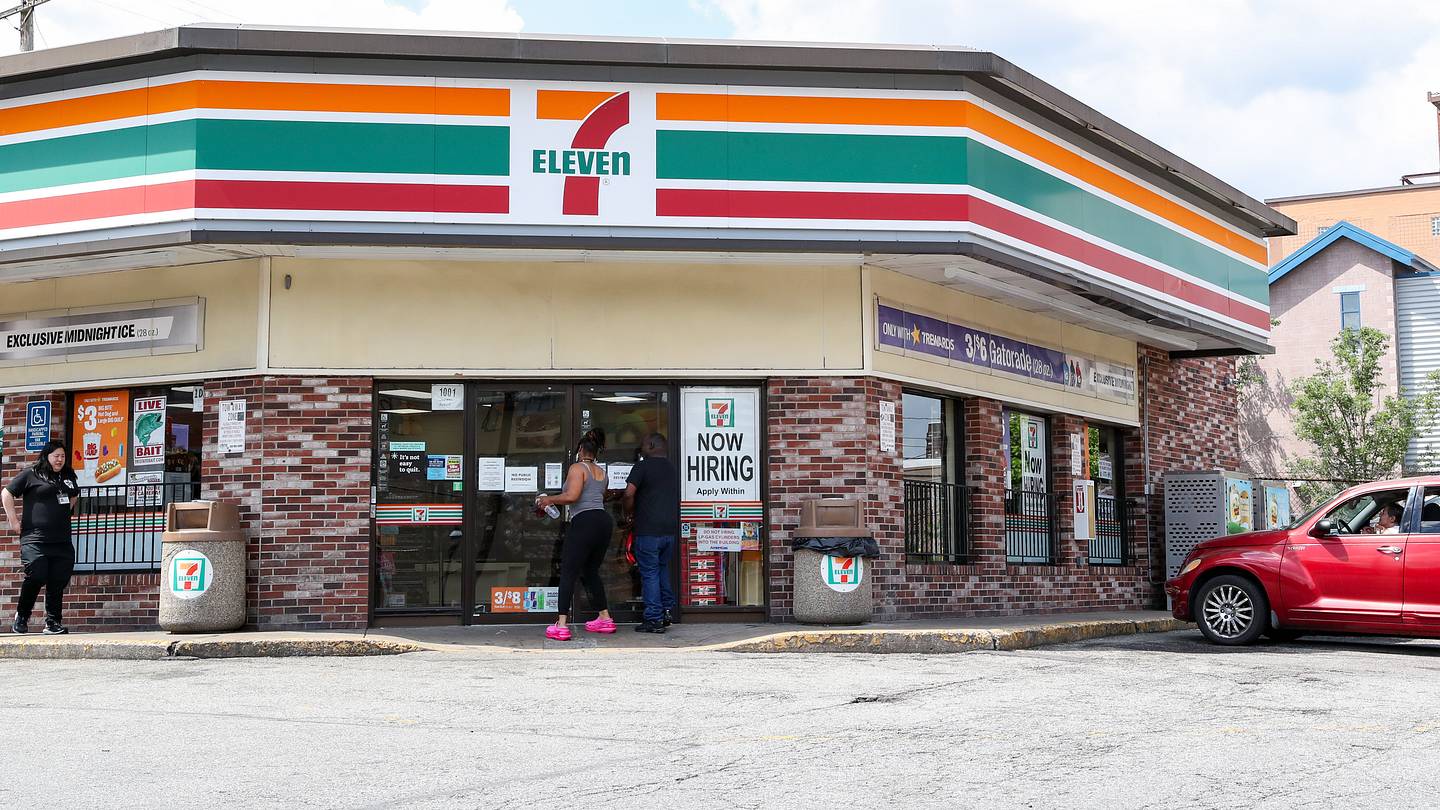 Select US 7-Eleven Locations Get Japanese Cuisine Treatment: Here's ...