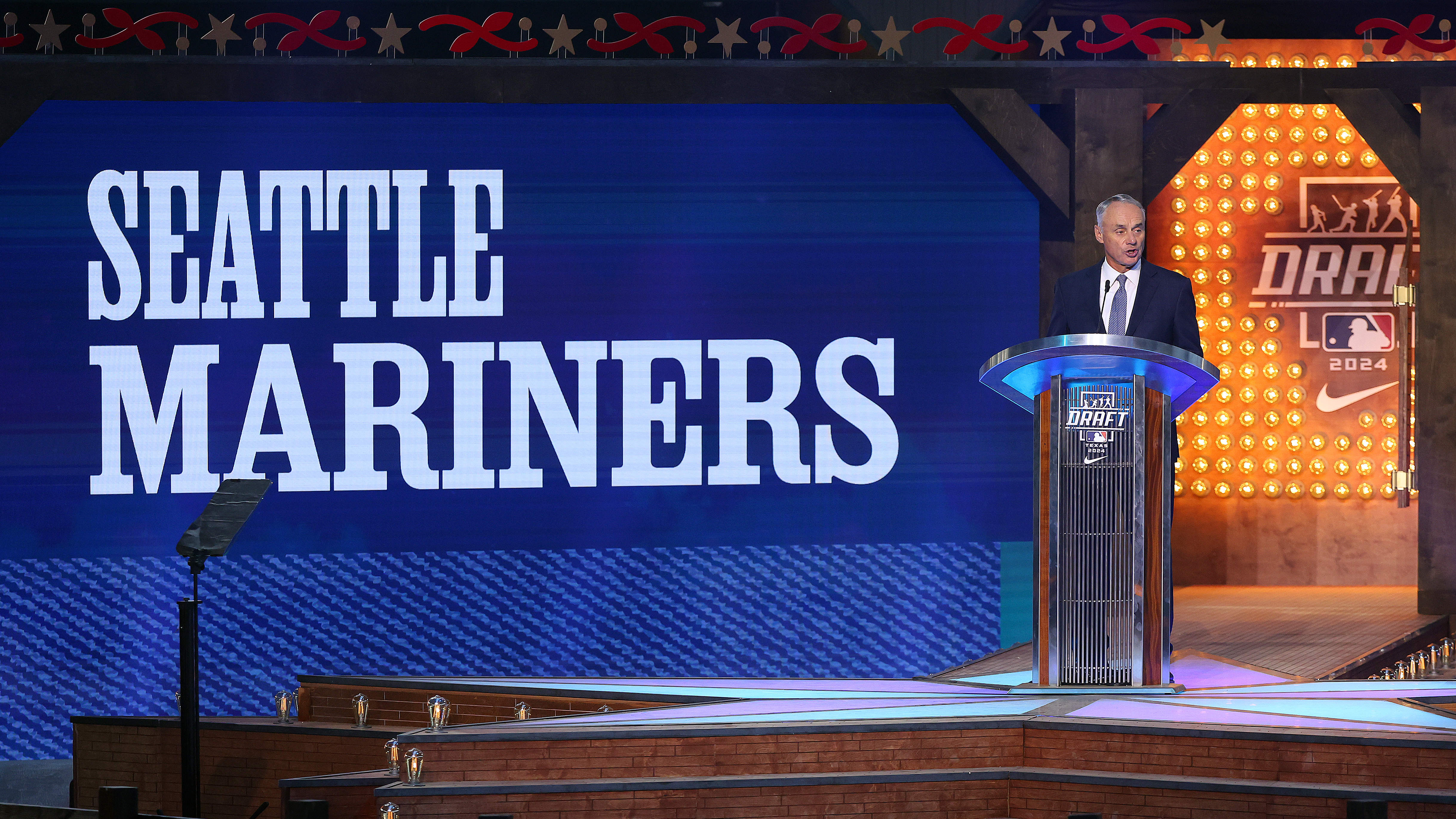 Mariners continue one of the most unique drafts selecting powerful two ...