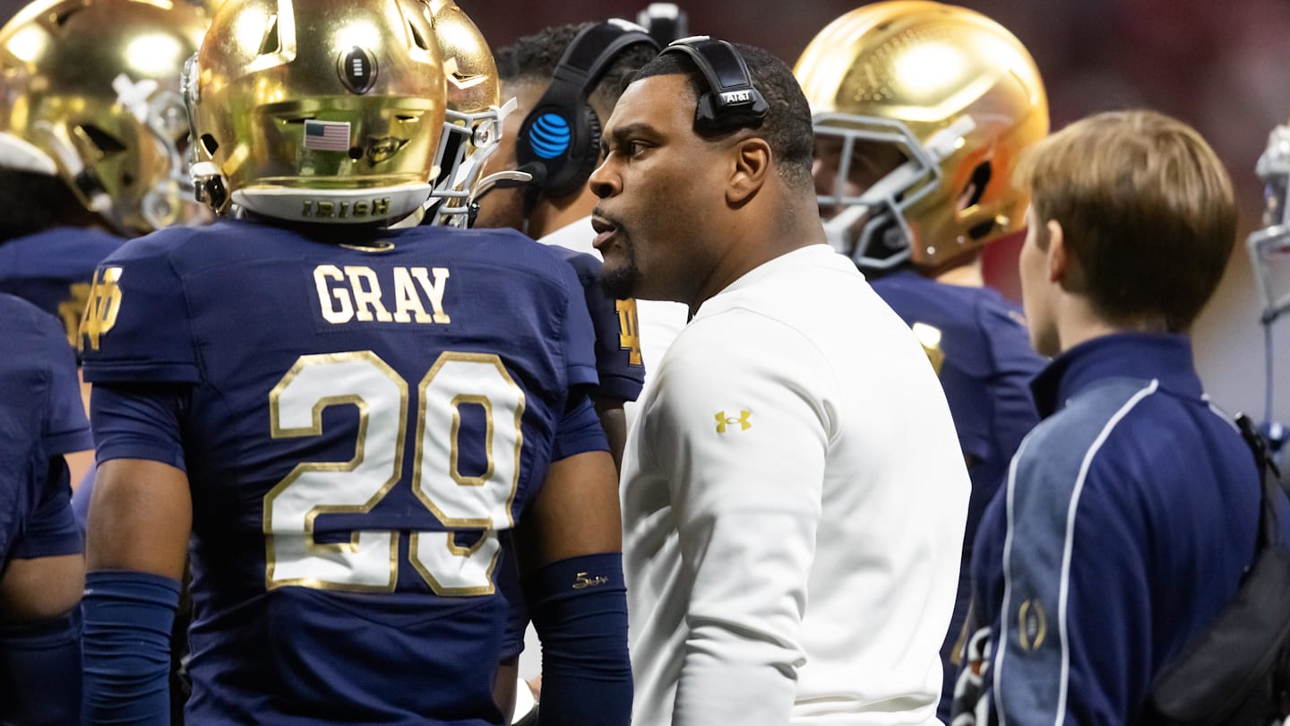 Three Candidates Emerging For Texas Longhorns' Safety Coach