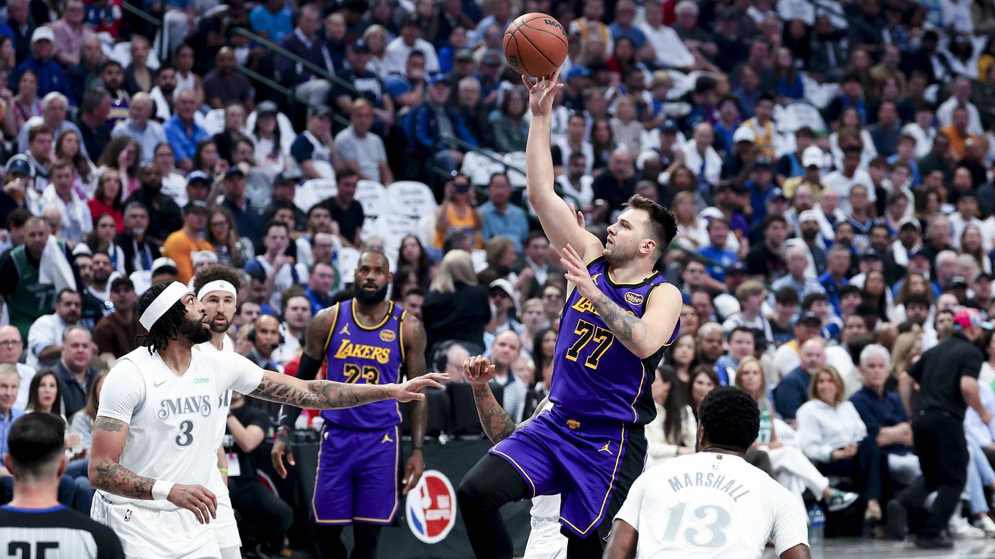 Luka Doncic Drops 45 Points in Front of Nico Harrison, Mavs in Dallas ...