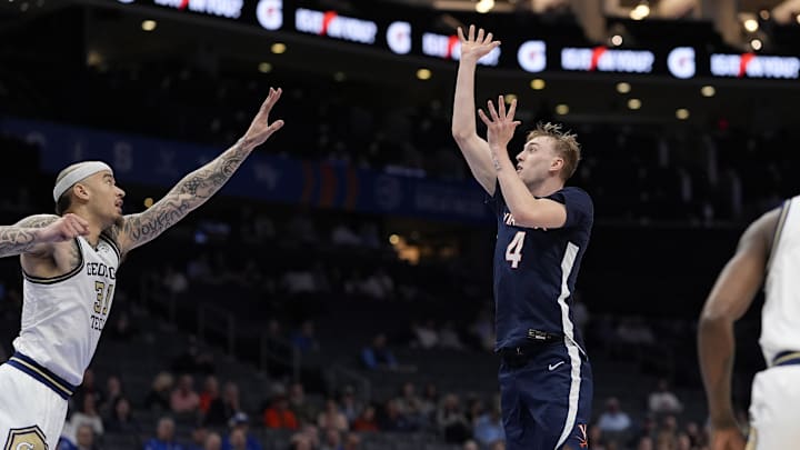 Wisconsin basketball gains one, loses one through transfer portal