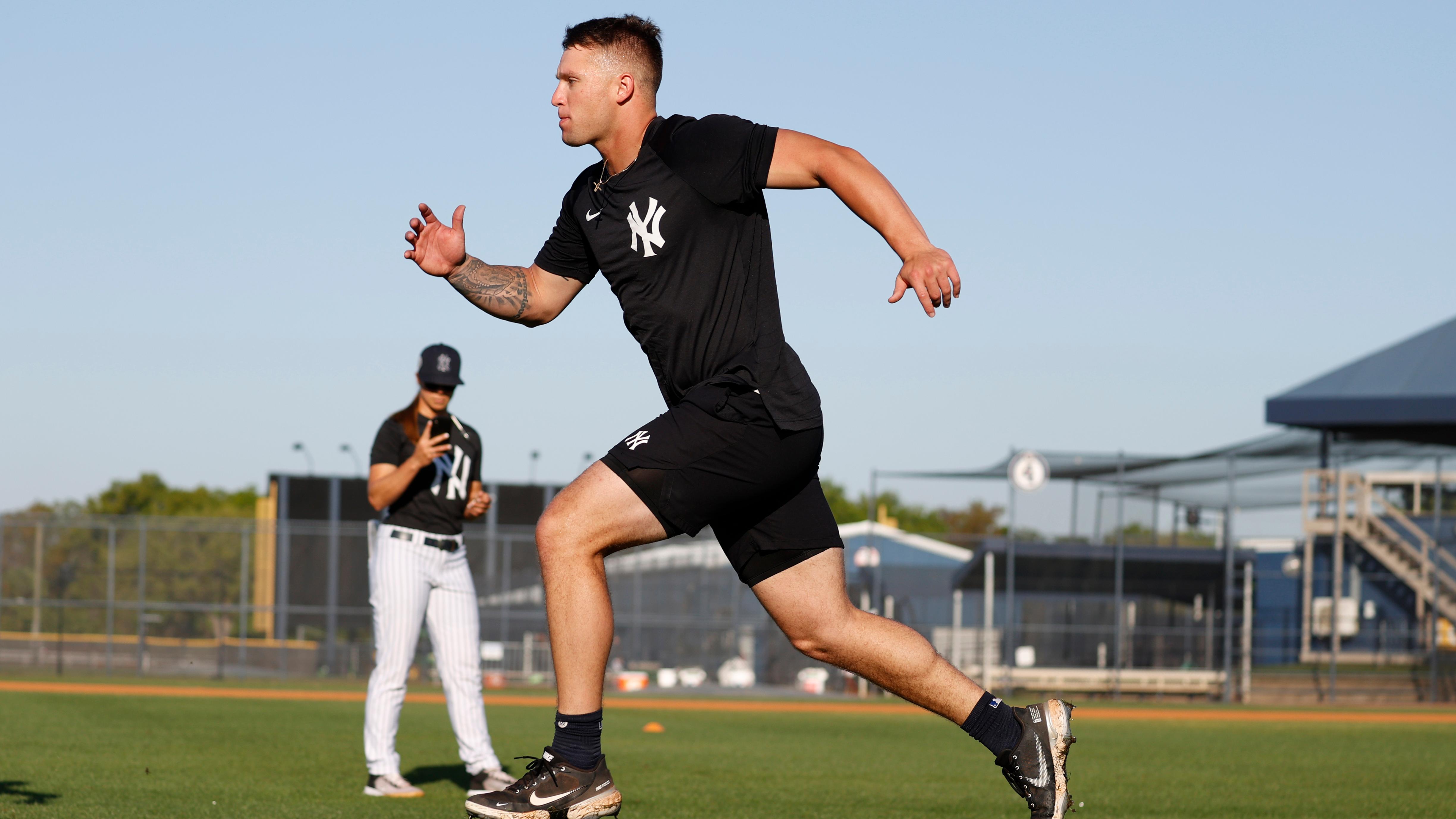 Don't look now, but Yankees top prospect left fielder is heating up at ...