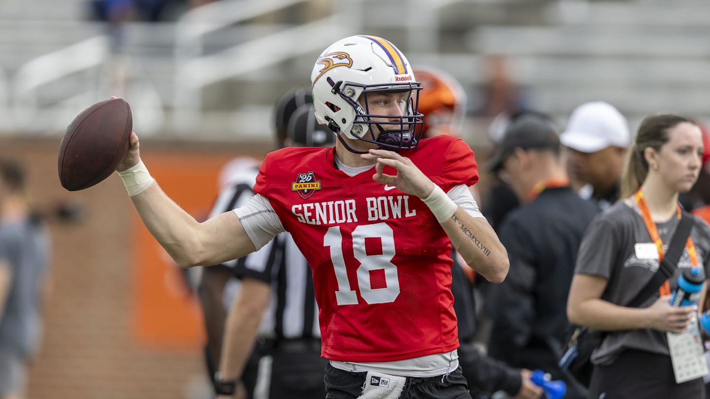 Packers Sign Canadian Quarterback Taylor Elgersma