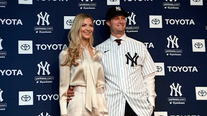 Gerrit Cole's wife may be dropping free agency hints in adorable photo