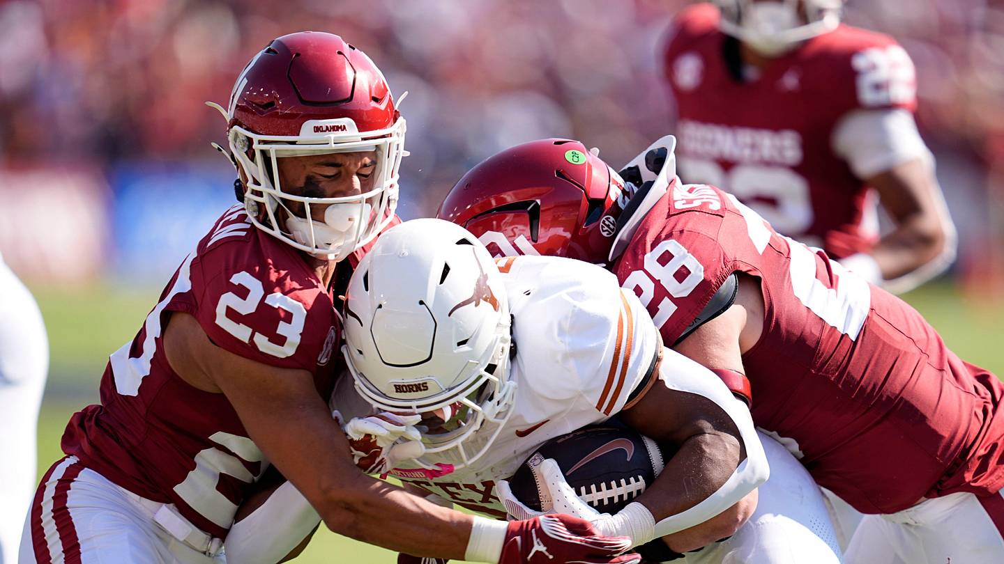 How Texas is Preparing For Oklahoma's Offense Ahead of the Red River ...
