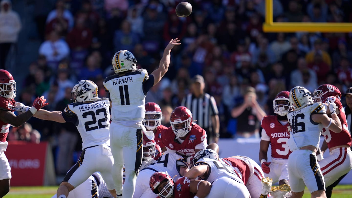 Navy quarterback Blake Horvath named to elite Johnny Unitas watch list