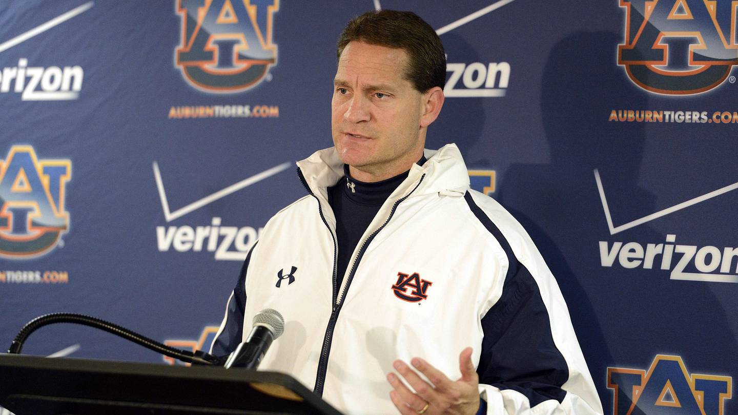 Former Auburn Tigers HC Gene Chizik Breaks Down What It Takes to Beat ...