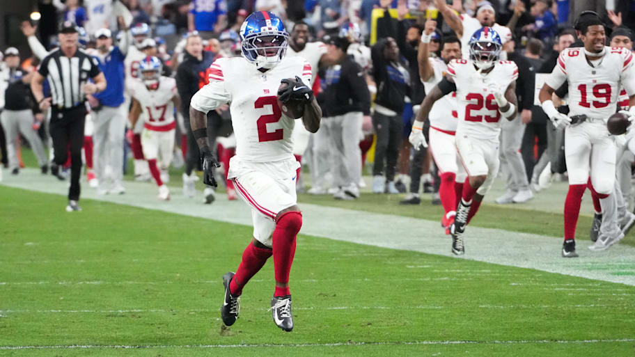 Trio of Giants Defenders Lauded for Week 17 Performances | Yardbarker