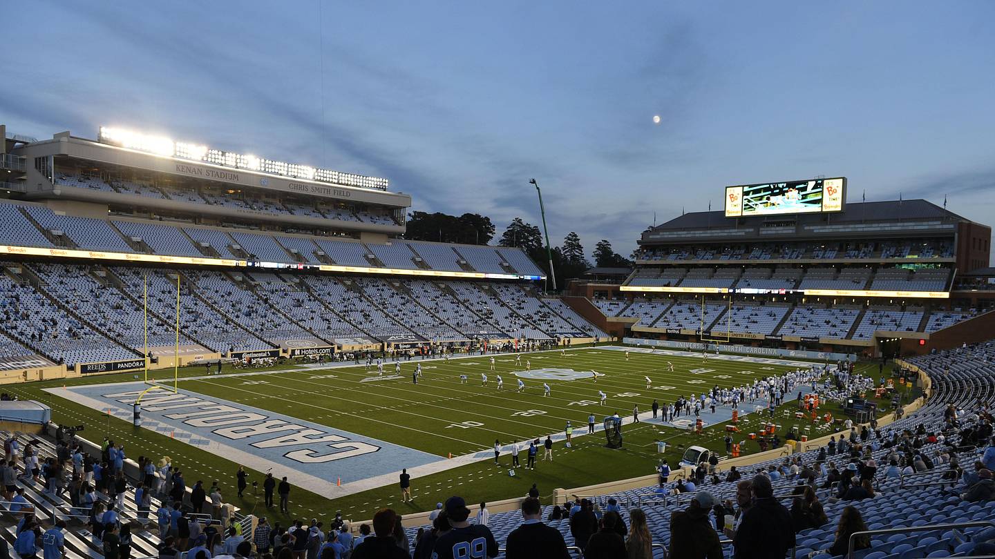 UNC Football Reels In Heralded Defensive Lineman on Recruiting Trail