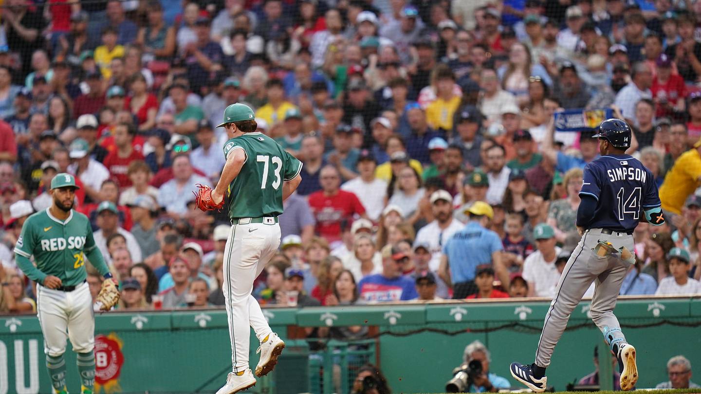 Boston Red Sox Rookie Hunter Dobbins Diagnosed With Torn ACL, Out For ...