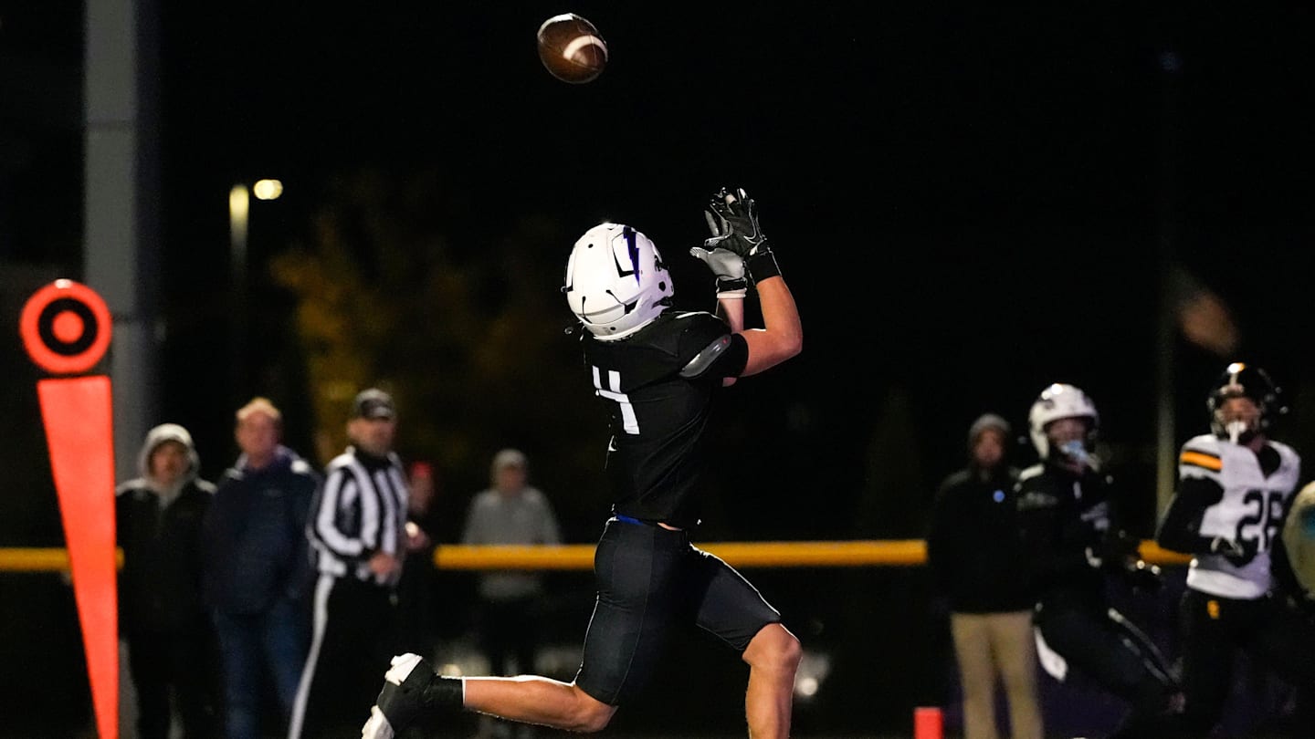 Iowa High School Football Playoff Matchups, Schedule (IHSAA) - November ...