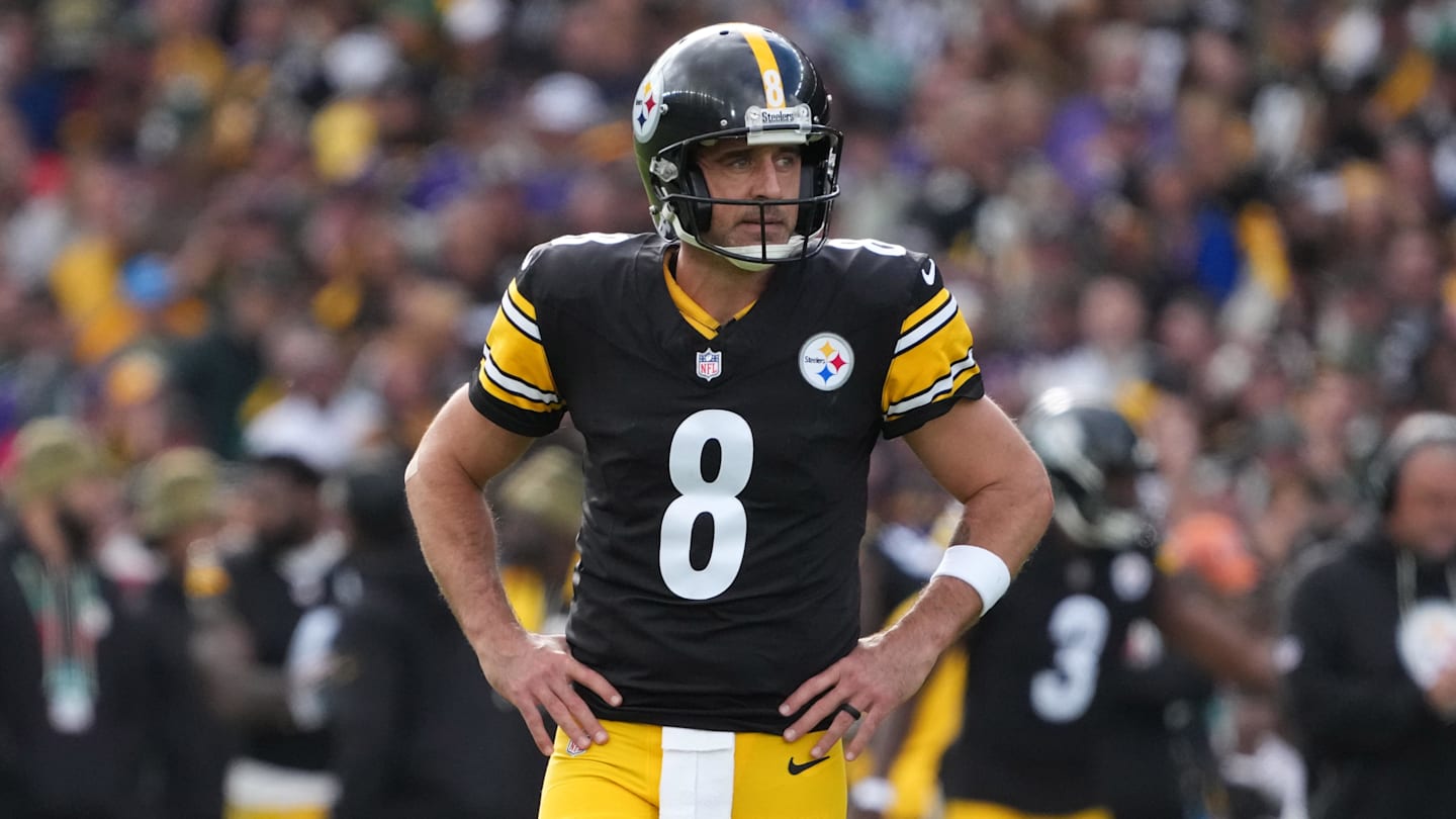 Pittsburgh Steelers' Aaron Rodgers Could Make Rare NFL History vs. Packers