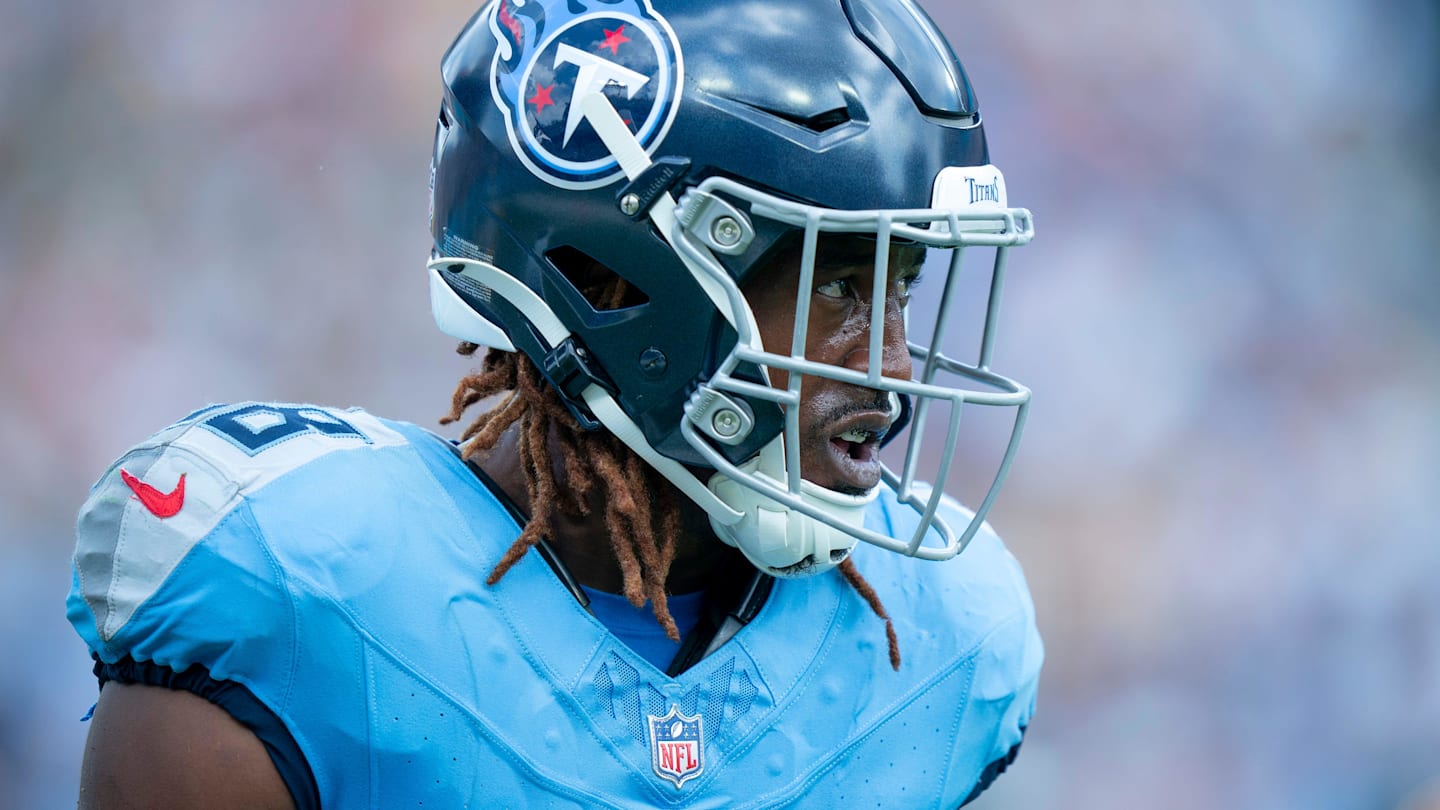 Tennessee Titans CB L'Jarius Sneed Trash Talks Dolphins Stars