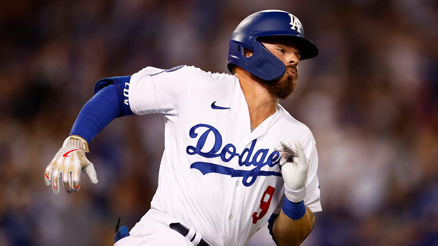 Was Miguel Rojas trade a Dodgers ploy to put pressure on Gavin Lux?