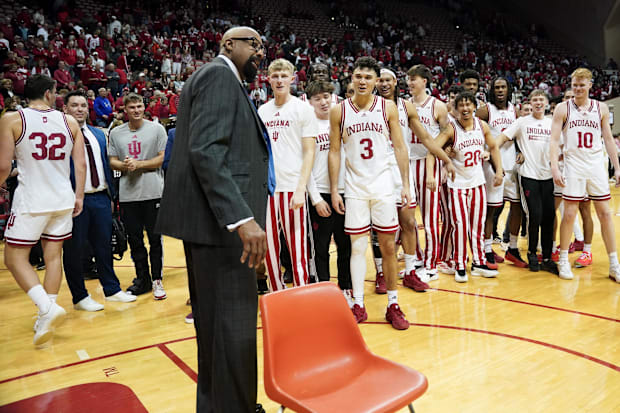 Indiana Coach Mike Woodson Proud To Sit In ‘The’ Bob Knight Chair