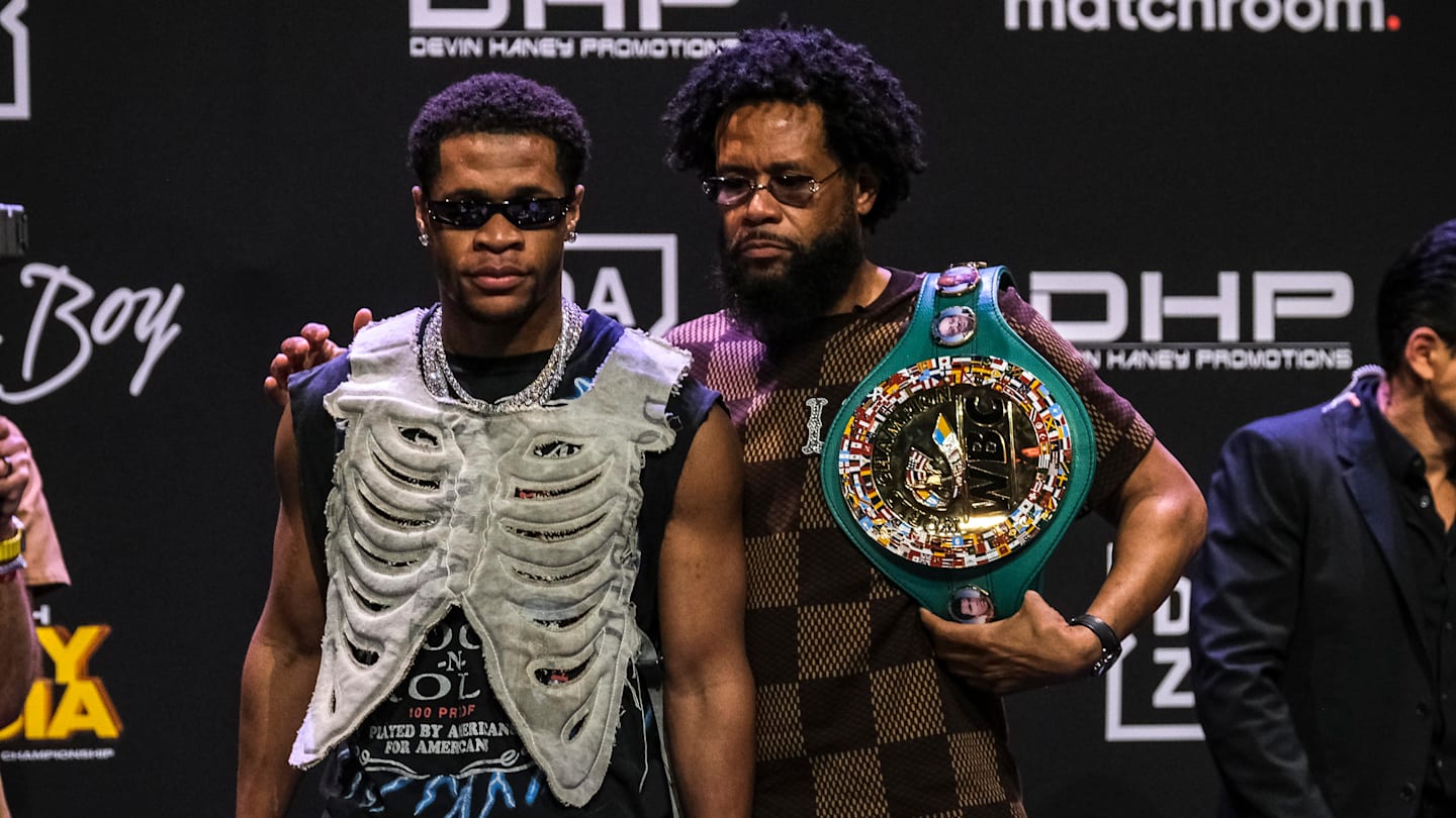 Boxing Legend Gives Bad News for Ryan Garcia in Devin Haney Rematch ...