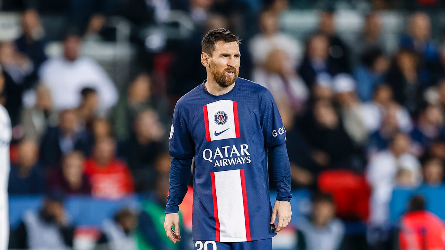 Suporter Barcelona di Prancis Tuntut Kepindahan Lionel Messi ke PSG