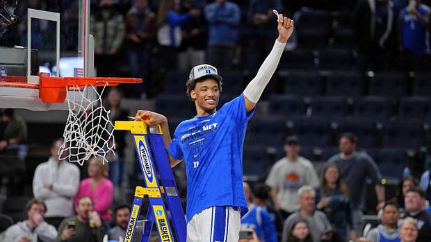 Duke Basketball Alum Wendell Moore Jr. Makes Celtics Bench Faint