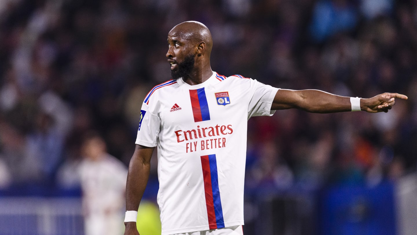 Aston Villa in talks with Lyon's Moussa Dembele Aston Villa in talks with Lyon's Moussa Dembele