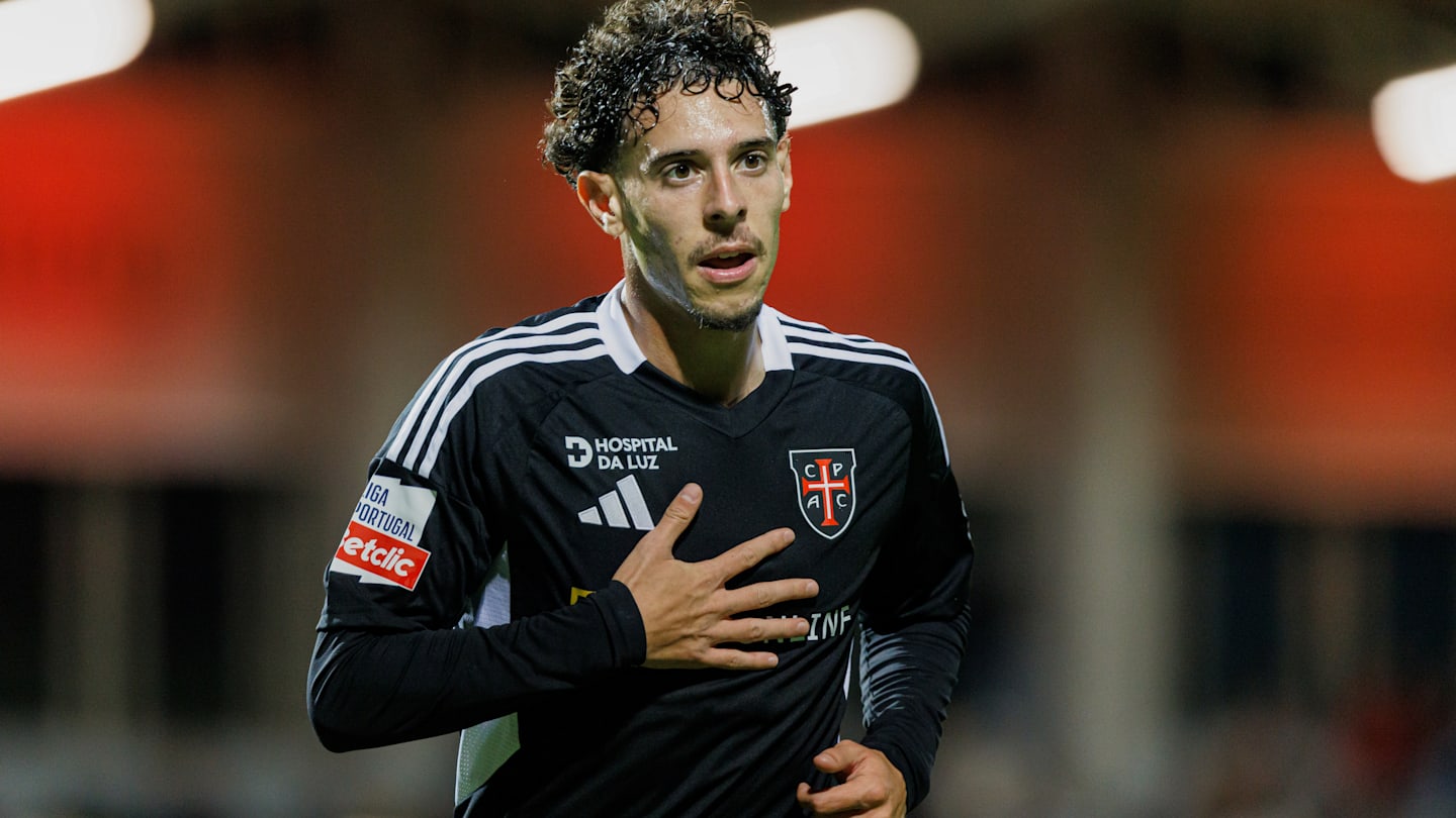 O que falta para o anúncio de Nuno Moreira como novo reforço do Vasco?