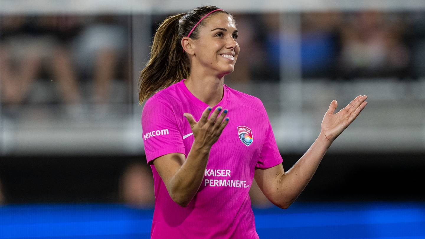 Alex Morgan's last game: San Diego Wave take on North Carolina Courage ...