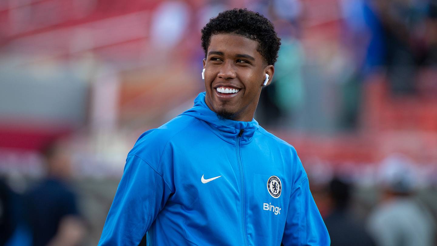 Chelsea midfielder seals loan exit for 2024/25 season | Footballitarian