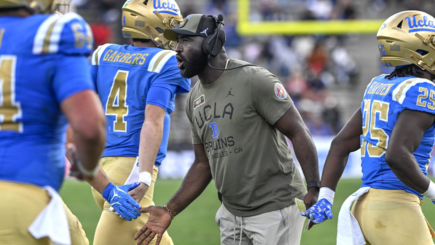 UCLA Extends Offer to Top WR in Class of 2027