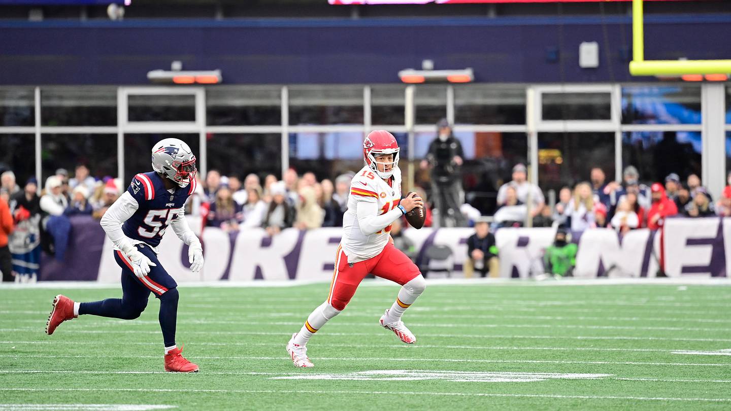 Kansas City Chiefs Trade for New England Patriots Pass Rusher Josh Uche