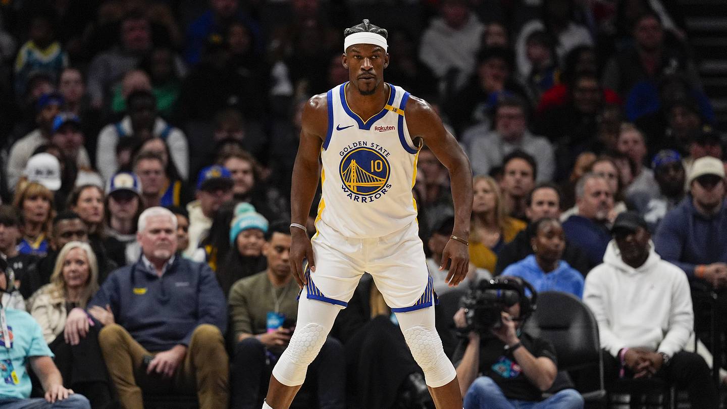 Jimmy Butler energizes the Warriors