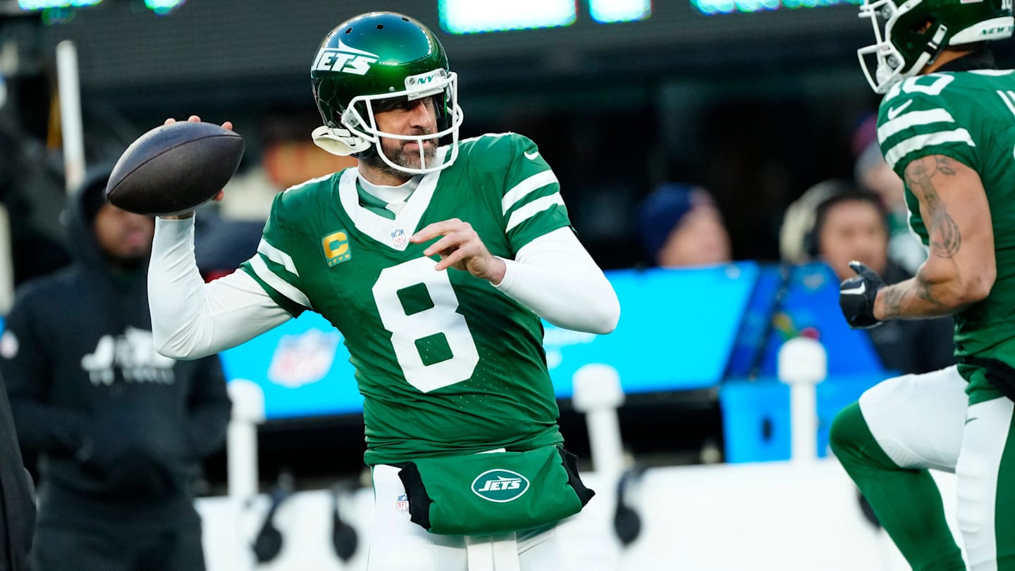 Dallas Cowboys legend rips Pittsburgh Steelers' Aaron Rodgers signing