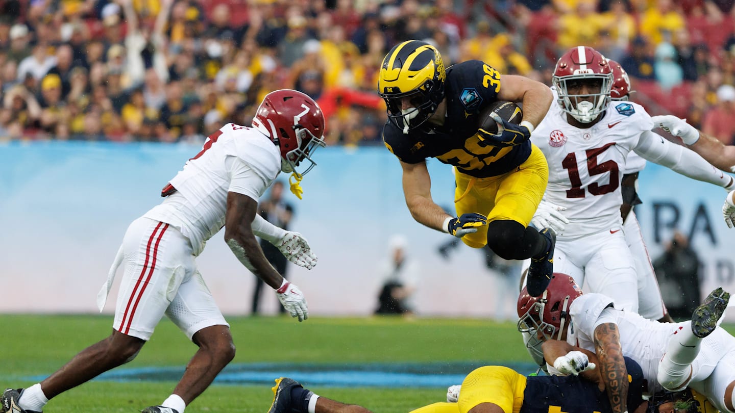 Social media reacts to Michigan football beating Alabama in the ...