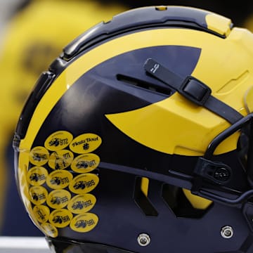 Ranking The Top Five Michigan Football Quarterbacks From The Jim ...