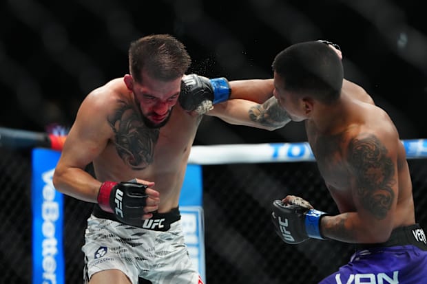 Alex Pereira vs. Magomed Ankalaev face-off & ceremonial weigh-ins for ...