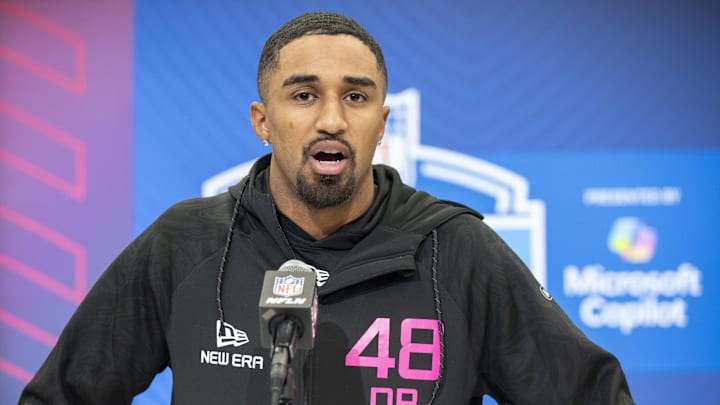 Jonas Sanker Projected as 4th Round Pick in Latest NFL Mock Drafts