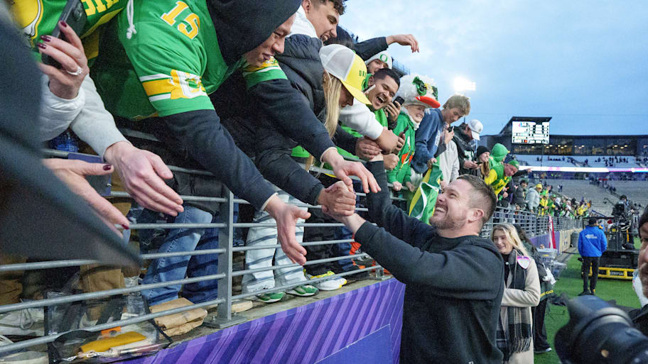 Oregon Ducks Rise In Recruiting Rankings As New Signings Come Flooding ...