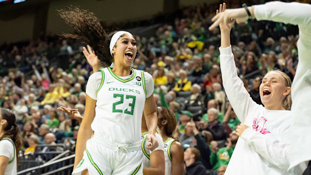 How to Watch Oregon Ducks vs Michigan Women’s Basketball: TV, Preview ...