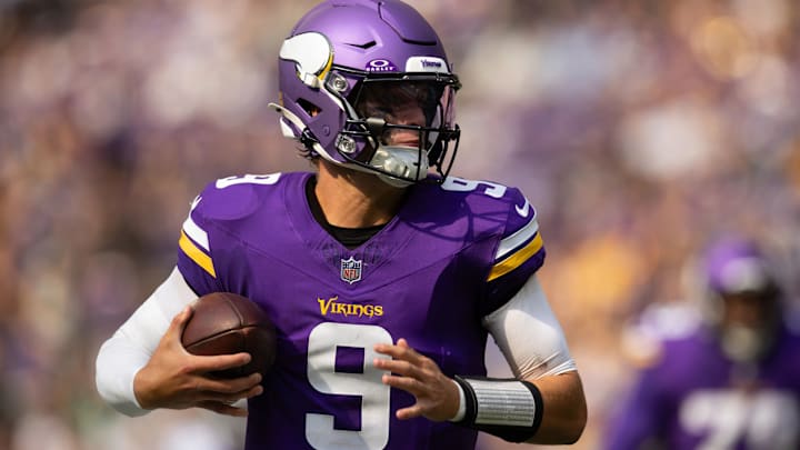 Orlovsky raves about J.J. McCarthy, hopes Vikings don't sign Aaron Rodgers