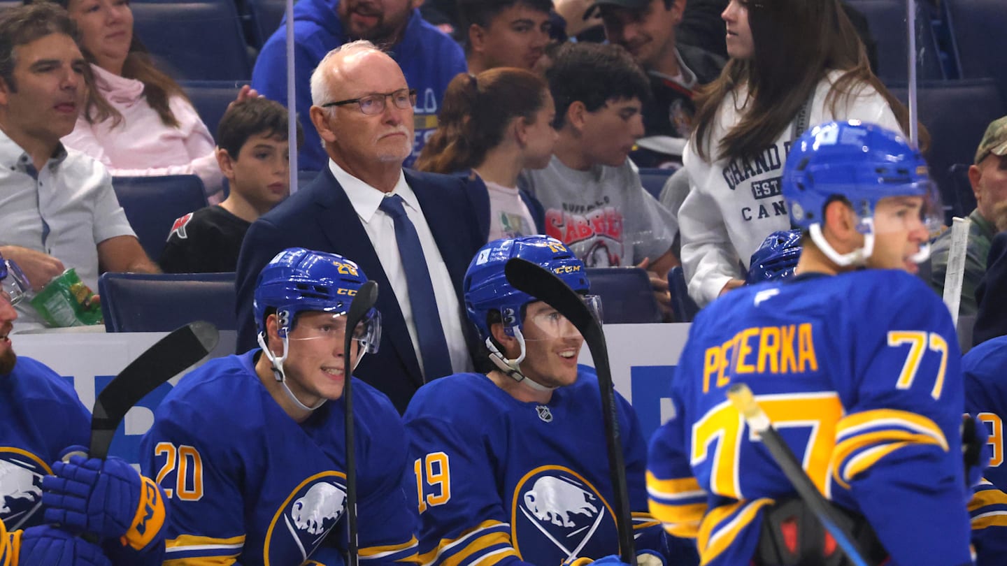 Buffalo Sabres HC Taking Responsibility for Losing Streak