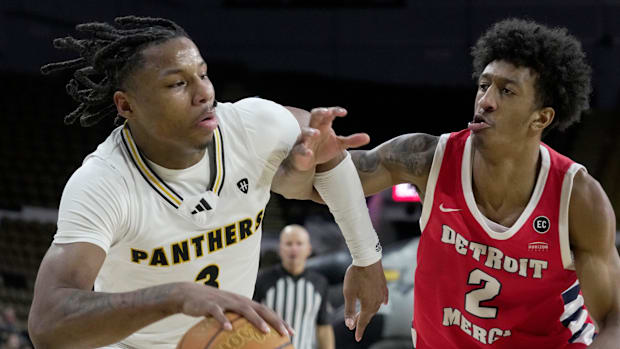 Texas A&M Aggies Interested in Milwaukee Transfer Forward Jamichael ...