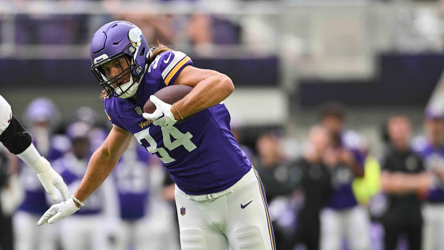 Vikings waive Nick Muse on his birthday; Akayleb Evans claimed by Panthers