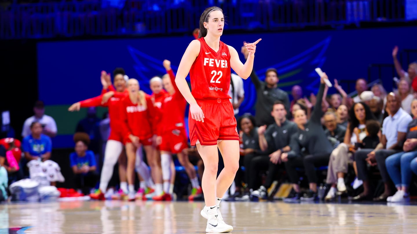 Caitlin Clark Breaks WNBA's Single-Season Rookie Assist Record